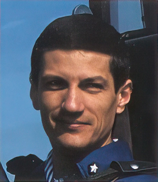 Omaggio a Diego Raineri - Storia delle Frecce Tricolori